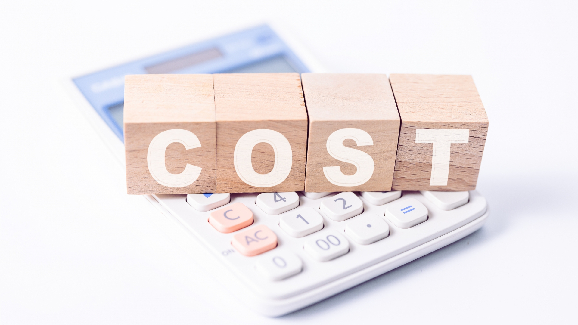 建設業向けDX商材提供企業の情報分断と高額機器リスクを解決した事例 - ボンズコミュニケーション