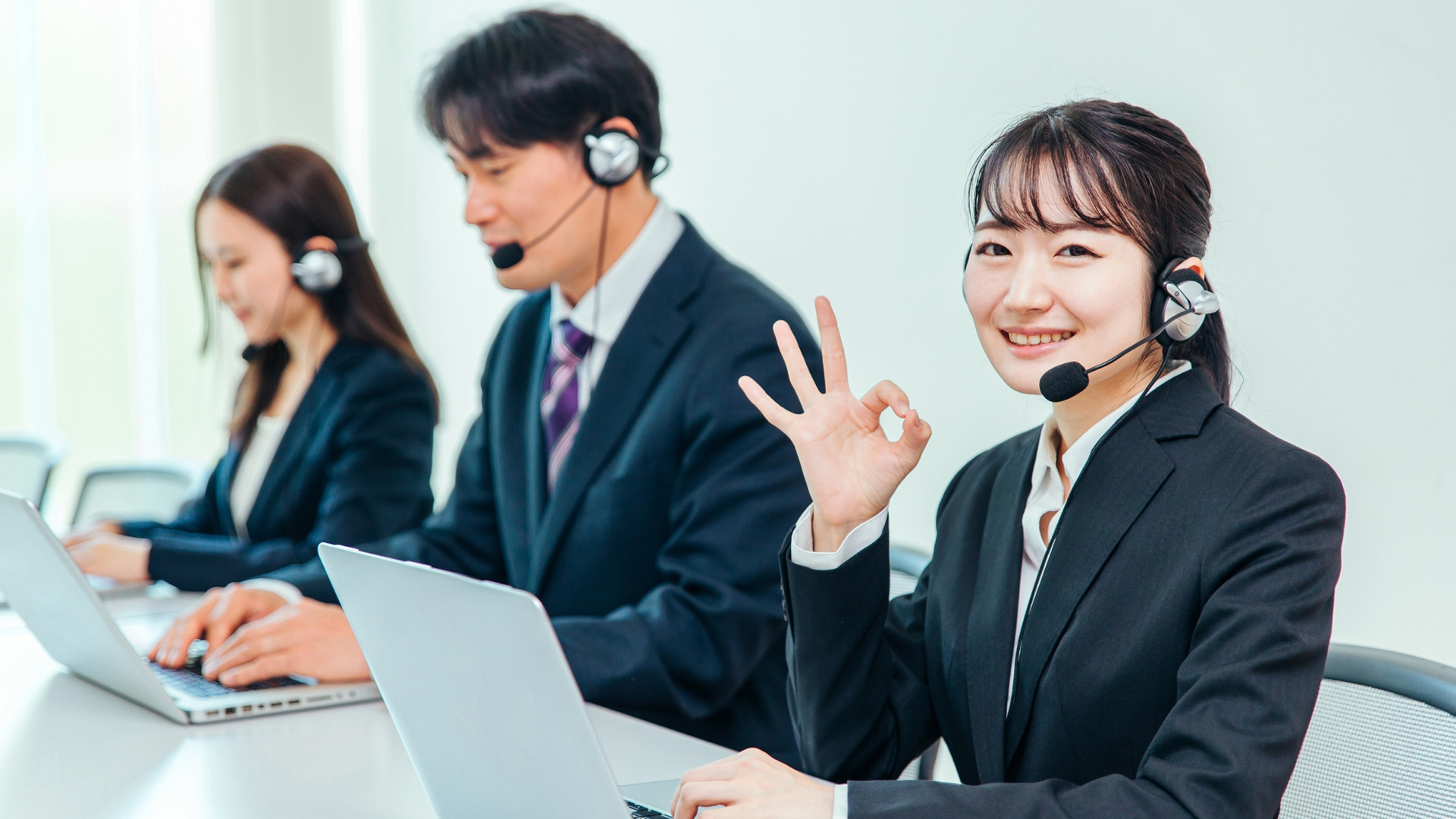 電話対応は繁忙期ほど差が出る！品質を守るために見直すべき視点 - ボンズコミュニケーション